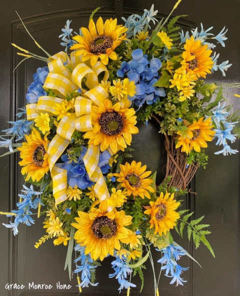 Color Theory and Your Wreaths: Choosing the Best Color Combinations ...